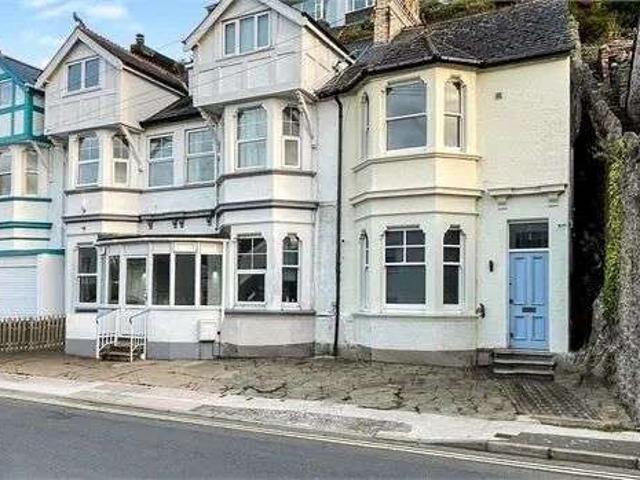 2 Bedroom Maisonette Flat
