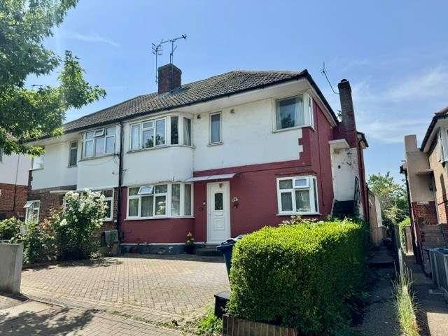 2 Bedroom Maisonette Flat