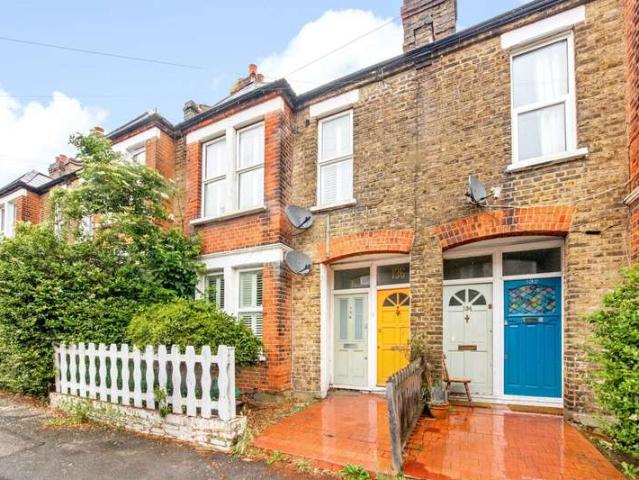 2 Bedroom Maisonette Flat