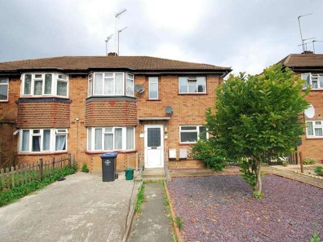 2 Bedroom Maisonette Flat