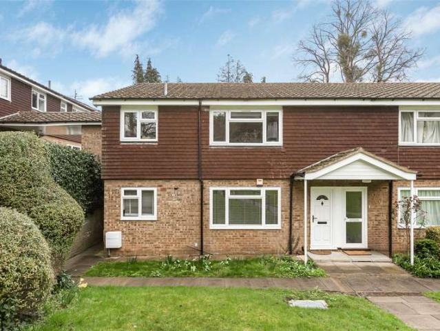2 Bedroom Maisonette Flat