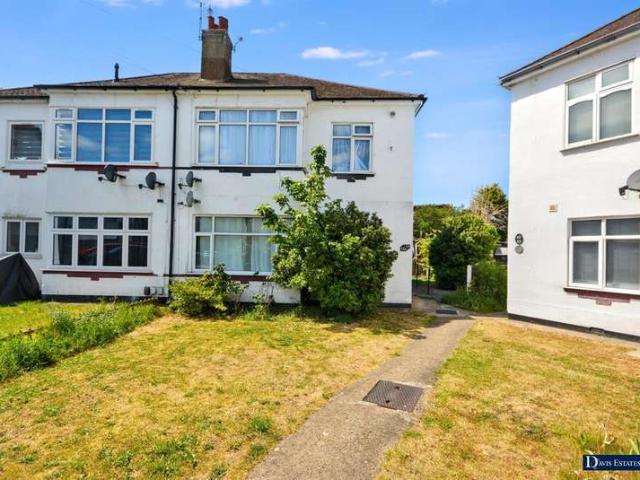 2 Bedroom Maisonette Flat