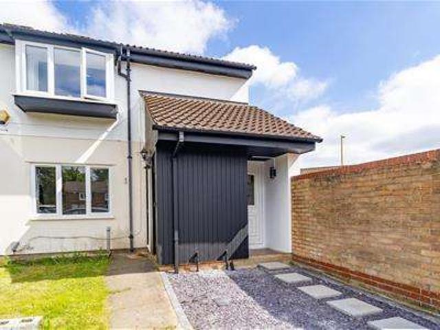 2 Bedroom Maisonette Flat