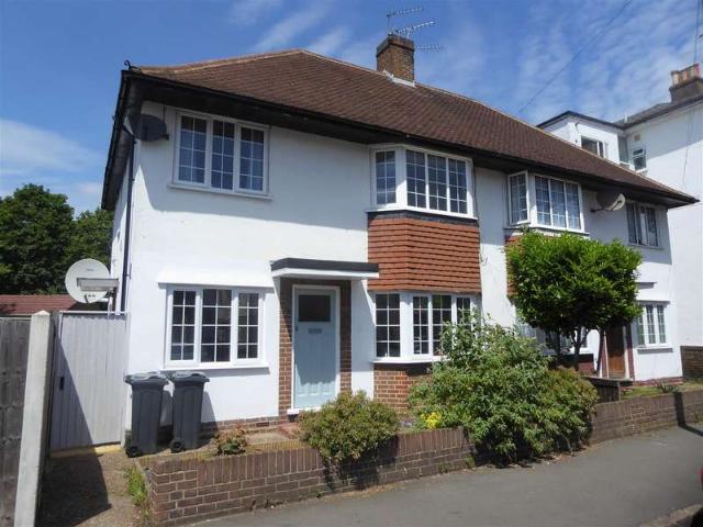 2 Bedroom Maisonette Flat