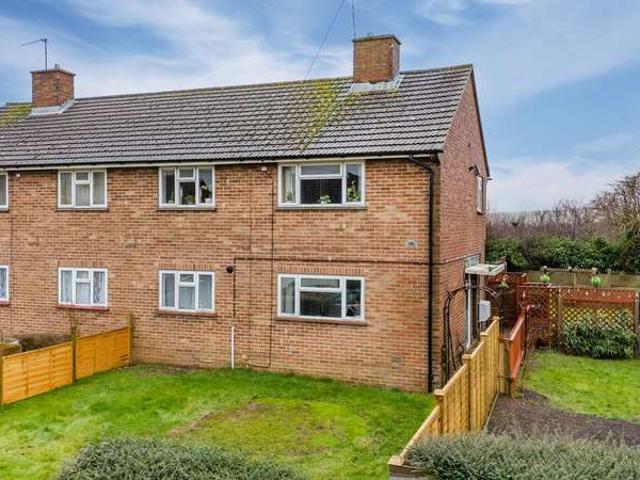 2 Bedroom Maisonette Flat