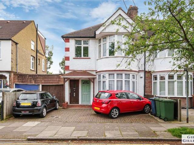 2 Bedroom Maisonette Flat