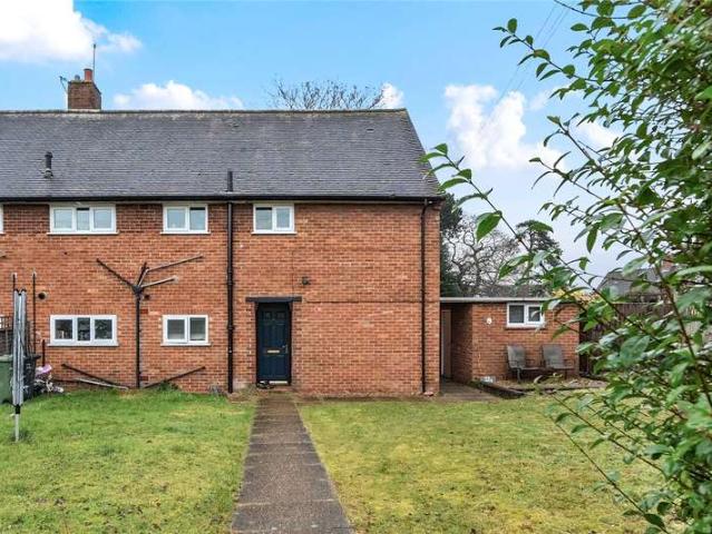 2 Bedroom Maisonette Flat