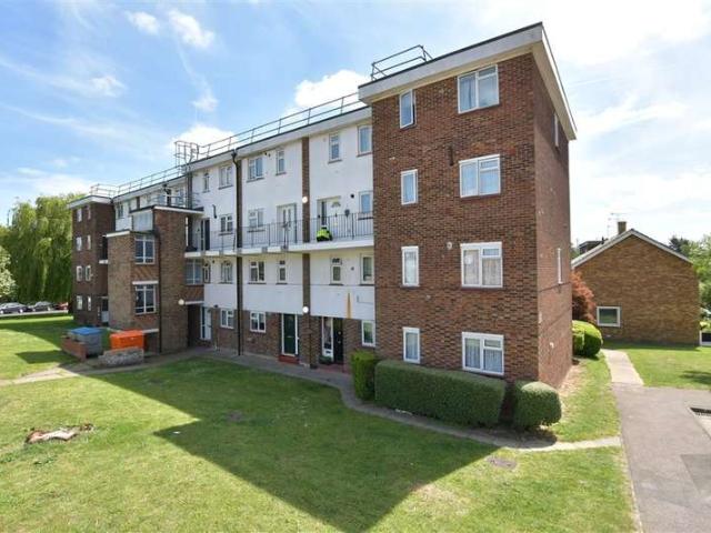 2 Bedroom Maisonette Flat