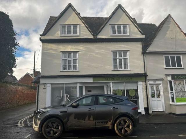 2 Bedroom Maisonette Flat