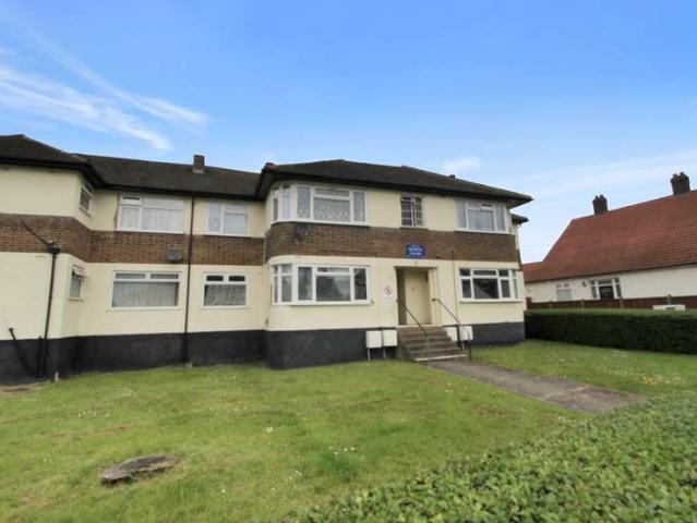 2 Bedroom Maisonette Flat