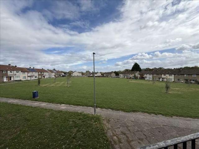 2 Bedroom Maisonette Flat