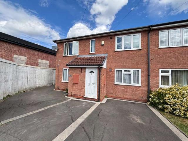 2 Bedroom Maisonette Flat