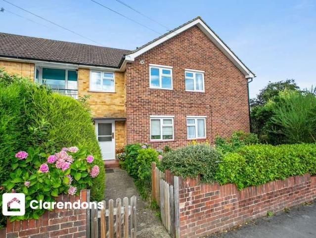 2 Bedroom Maisonette Flat