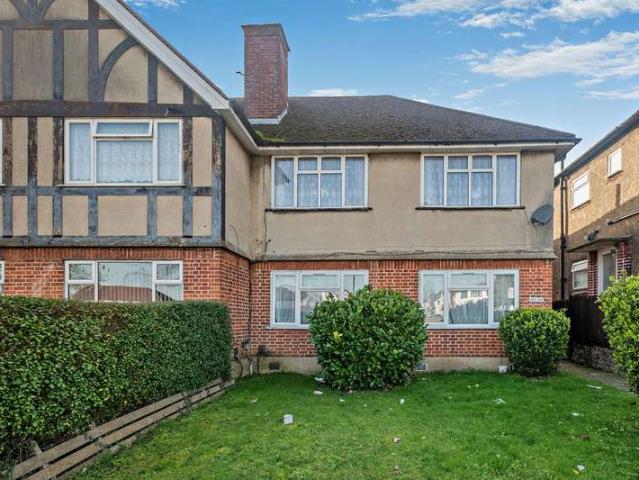 2 Bedroom Maisonette Flat