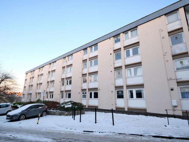 2 Bedroom Maisonette Flat