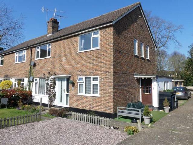 2 Bedroom Maisonette Flat