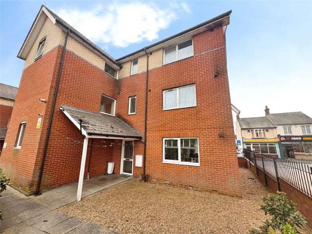 2 Bedroom Maisonette Flat
