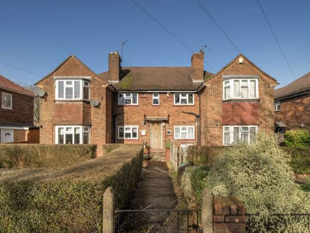 2 Bedroom Maisonette Flat
