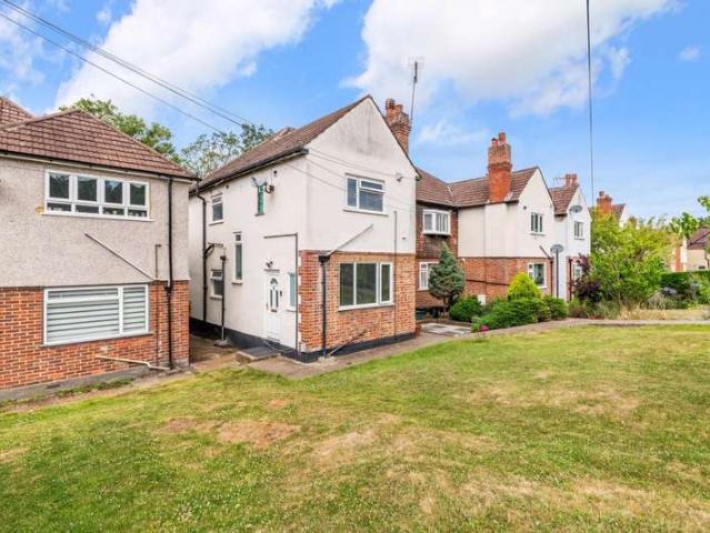 2 Bedroom Maisonette Flat