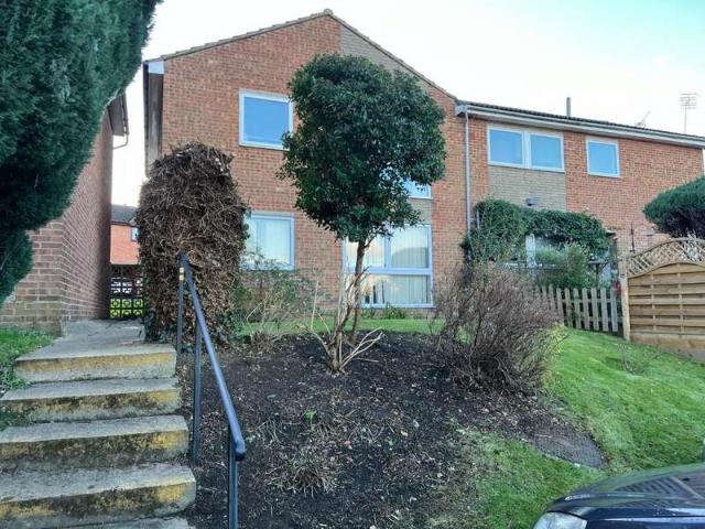 2 Bedroom Maisonette Flat