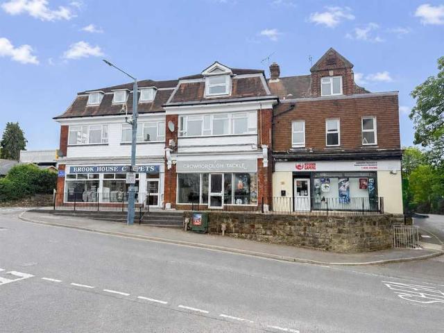 2 Bedroom Maisonette Flat