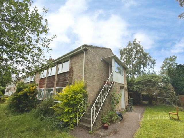 2 Bedroom Maisonette Flat
