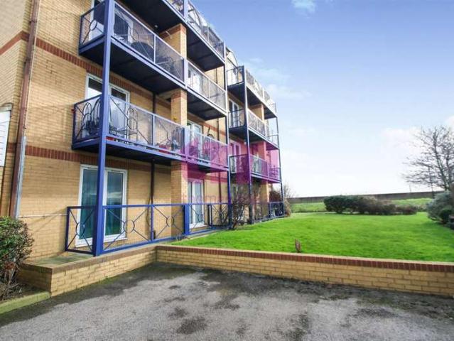 2 Bedroom Maisonette Flat