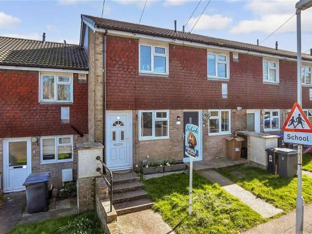 2 Bedroom Maisonette Flat