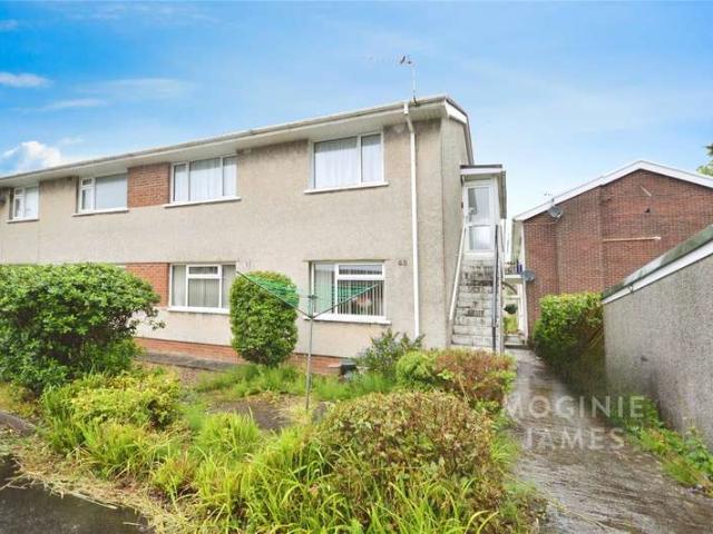 2 Bedroom Maisonette Flat