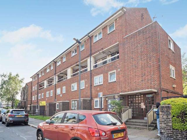 2 Bedroom Maisonette Flat