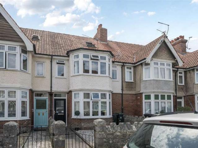 2 Bedroom Maisonette Flat
