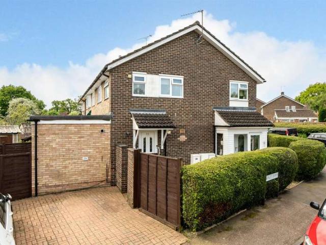 2 Bedroom Maisonette Flat