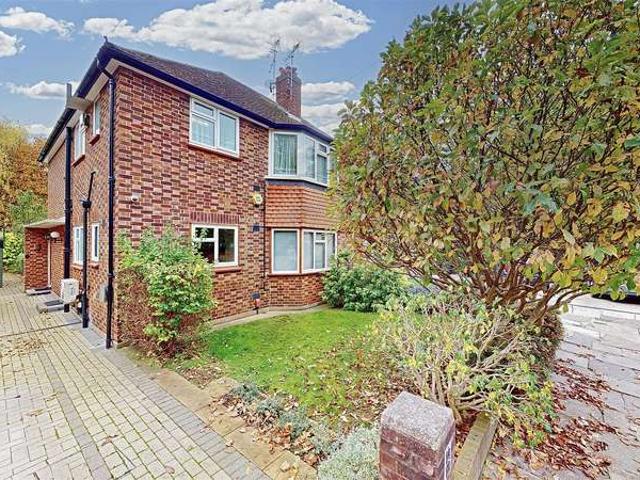 2 Bedroom Maisonette Flat