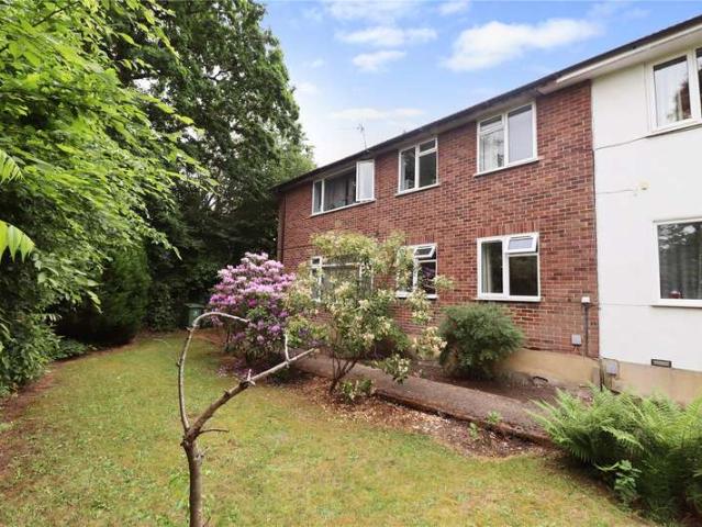 2 Bedroom Maisonette Flat