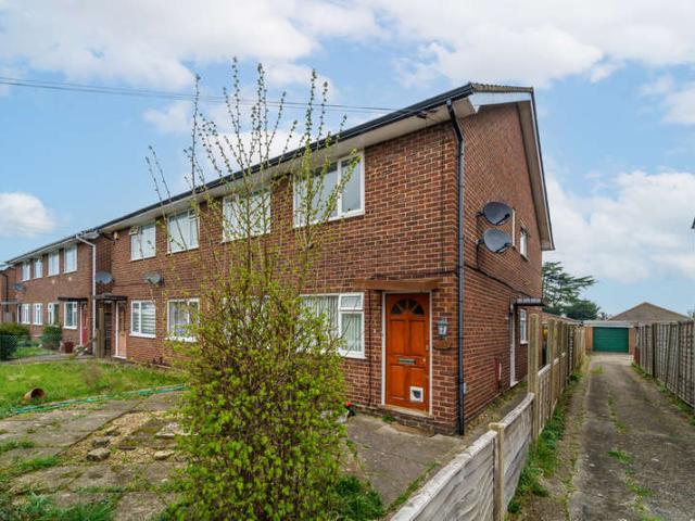 2 Bedroom Maisonette Flat