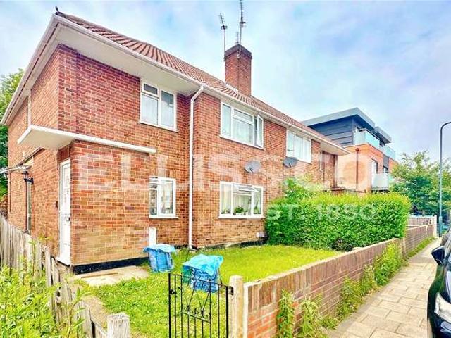 2 Bedroom Maisonette Flat