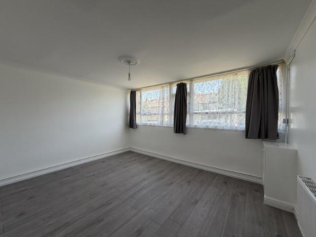 2 Bedroom Maisonette in EN3 | Available Now