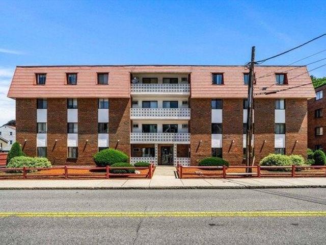 2 bedroom, Malden MA 02148 104480199