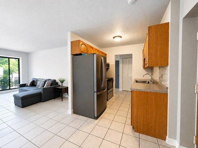 2 bedroom, Malden MA 02148 105092808