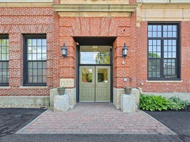 2 bedroom, Malden MA 02148 105125442