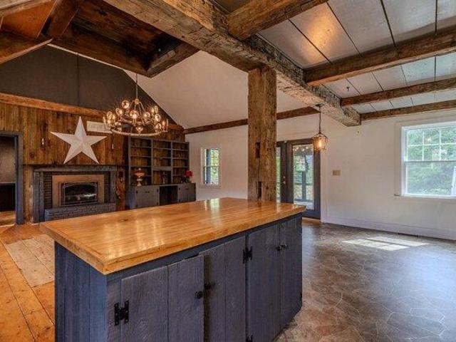2 bedroom, Manchester VT 05255 105383722
