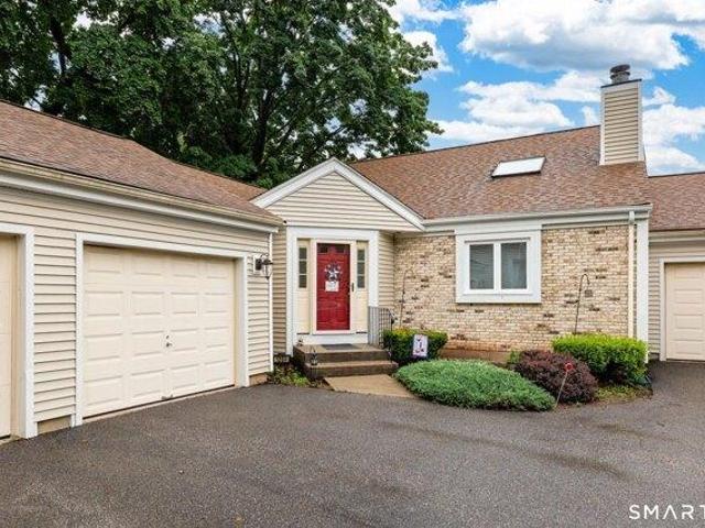 2 bedroom, Manchester CT 06042 104192005