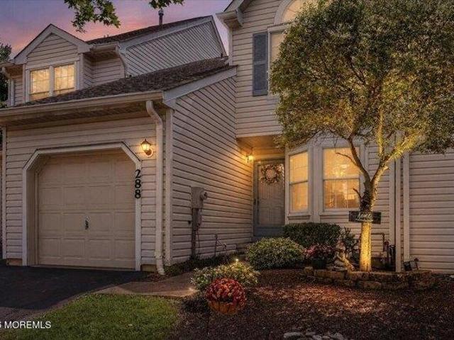 2 bedroom, Manalapan NJ 07726 104441360