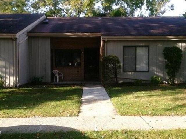2 bedroom, Manalapan NJ 07726 104853276