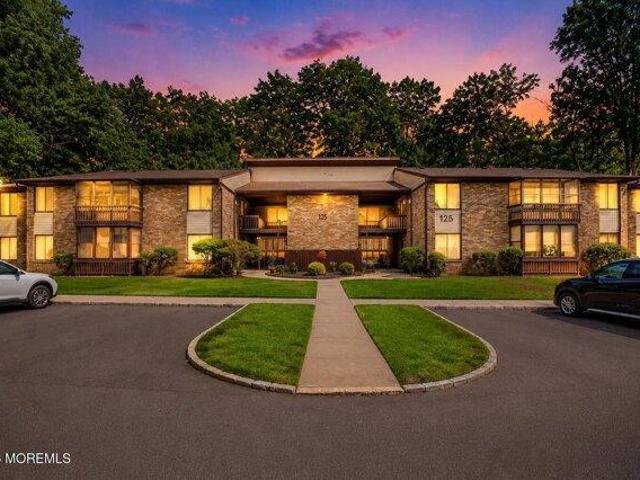 2 bedroom, Manalapan NJ 07726 105140032