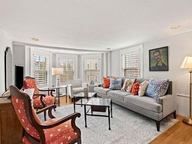 2 bedroom, Marblehead MA 01945 102409115