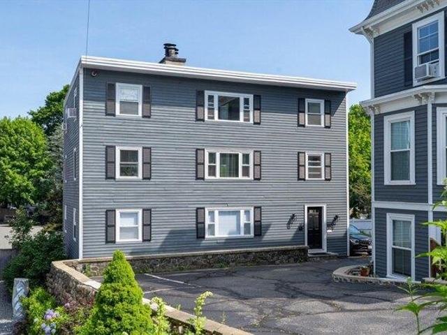 2 bedroom, Marblehead MA 01945 103932338