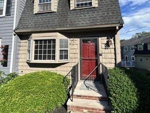2 bedroom, Marblehead MA 01945 104716584