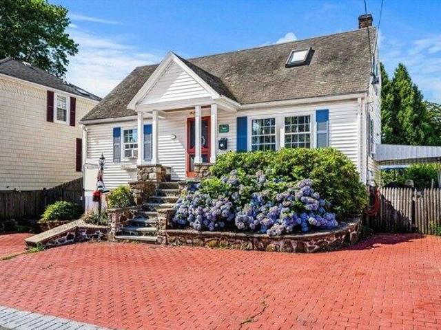 2 bedroom, Marblehead MA 01945 104788310