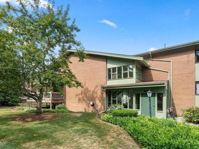 2 bedroom, Marshfield MA 02050 105105321